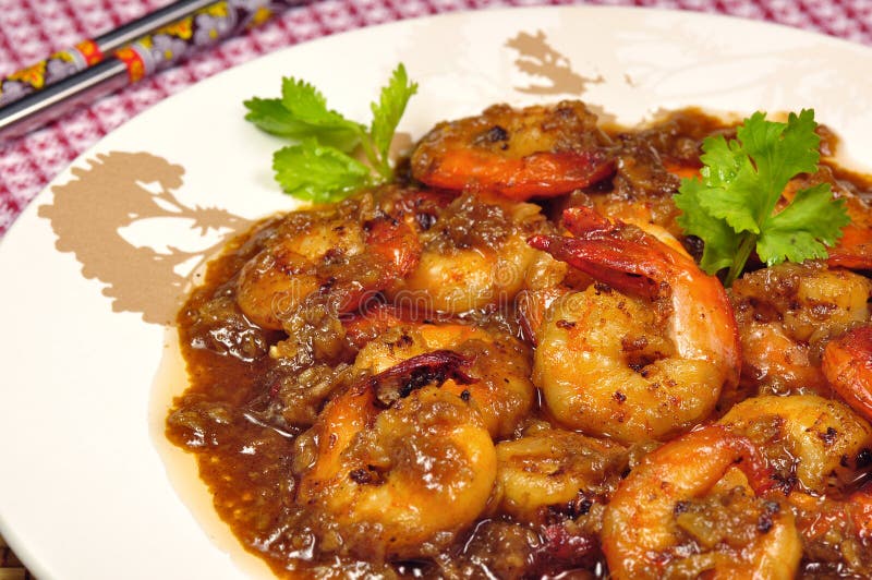 Kung kratium prikthai stock photo. Image of pepper, fried - 20960706