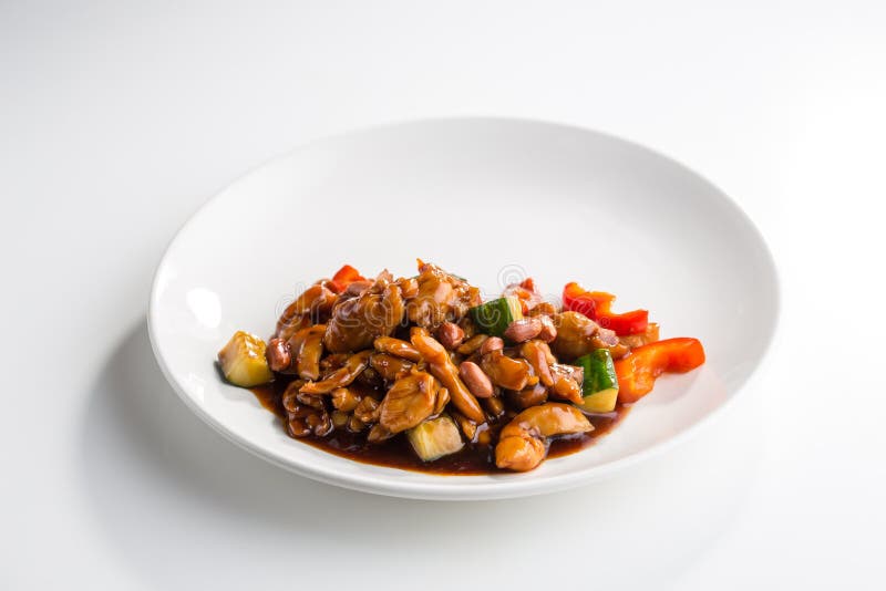 Kung Pao Chicken Gong Bao Chinese Cuisine Met Pinda ' S En Uien ... Kung Pao Chicken Gong Bao Chinese Cuisine Met Pinda ' S En Uien ...