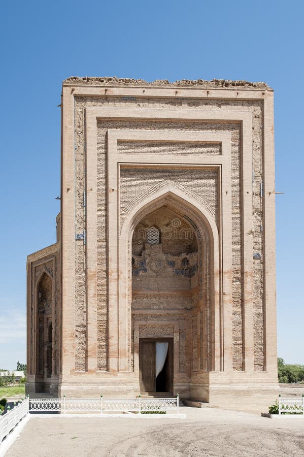 Kunya Urgench imagen de archivo. Imagen de minarete, camino - 78495045