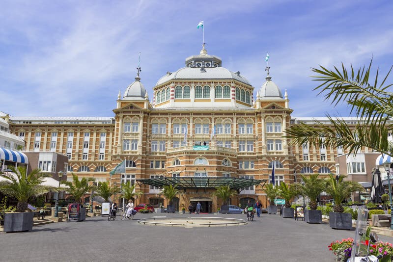 Kurhaus van Scheveningen redactionele fotografie. Image of zaal - 26564047