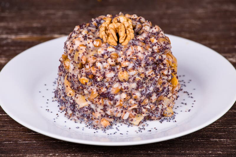 Ruede Con El Kutia - Comida Dulce De La Navidad Tradicional En Ucrania ...