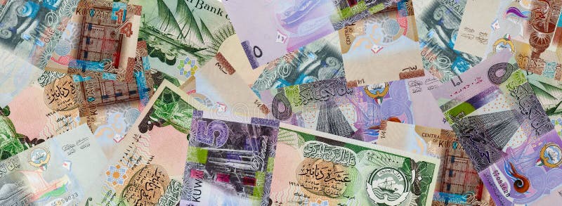 A Kuwaiti Dinar with a Saudi Arabian Riyal Note Close Up Stock Photo ...