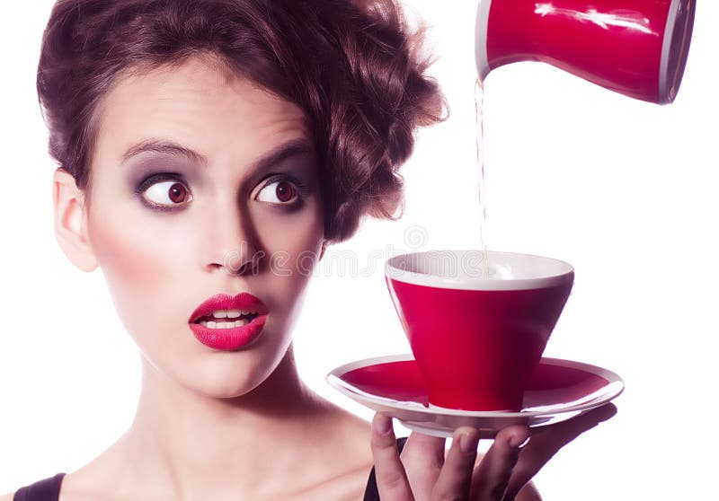 Kvinnan Med Danar Makeup, Och Tea Kuper Arkivfoto - Bild av trevligt ...