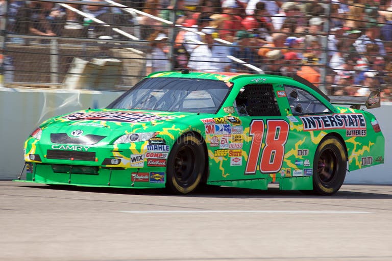 Kyle Busch editorial stock image. Image of equipment, chevrolet - 5587634