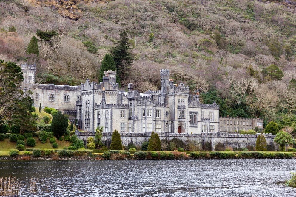 Kylemore Abbey editorial stock image. Image of historic - 38239584