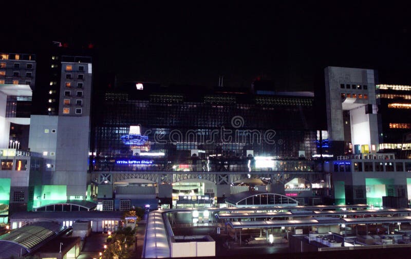 Bus Terminal At Night Picture. Image: 900611