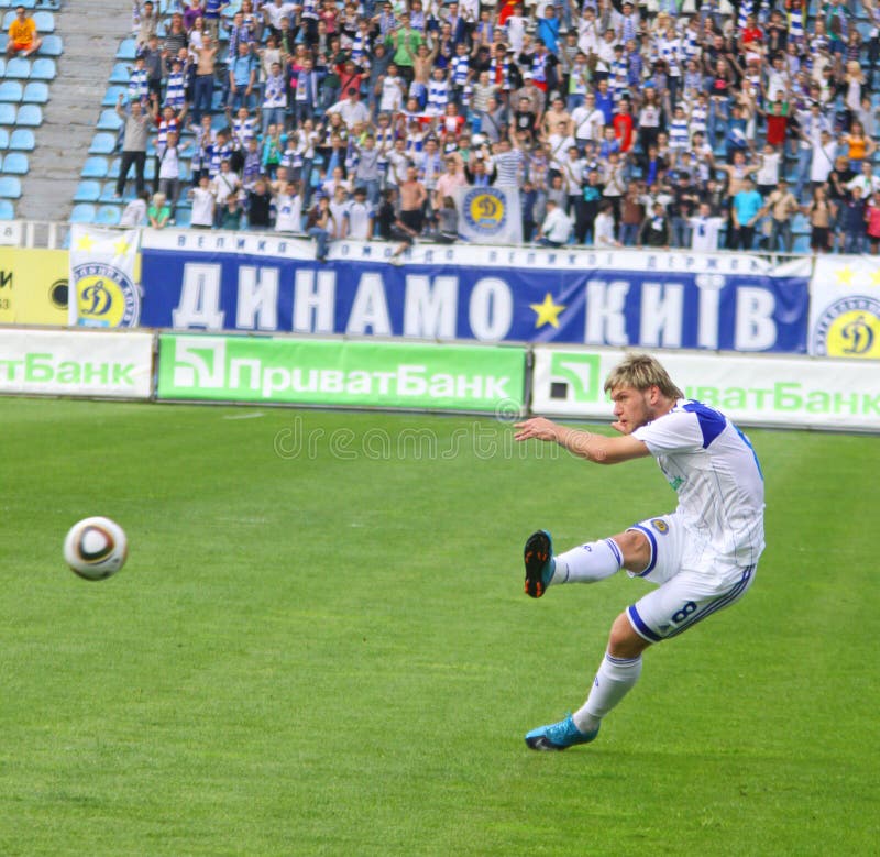 Kyrylo Petrov of Dynamo Kyiv Editorial Stock Image - Image of blue ...