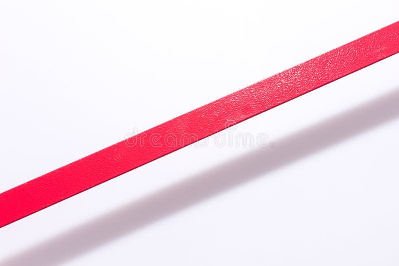Línea Roja Aislada En El Fondo Blanco Imagen de archivo - Imagen de ...