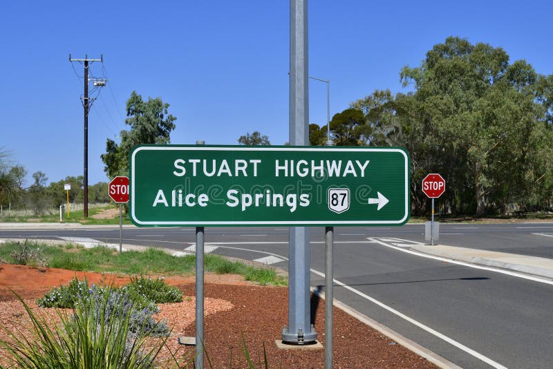 L'Australia, NT, Alice Springs, Stuart Highway Fotografia Stock ...