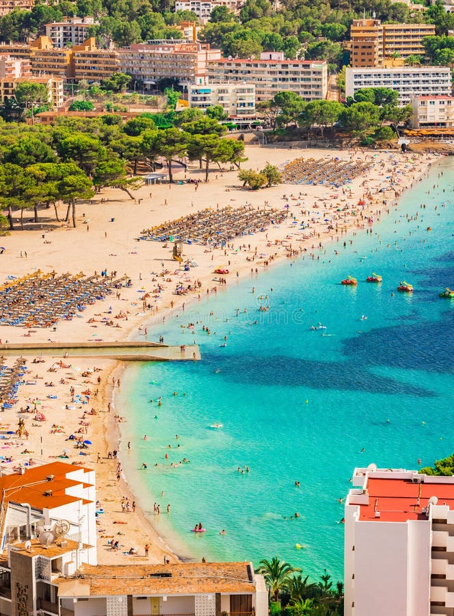 L'Espagne Majorque, Vue De Plage De Santa Ponsa Photo stock - Image du ...