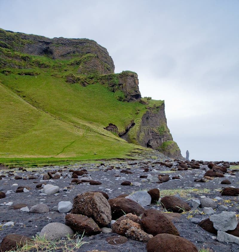 Spiaggia Di Sabbia Nera, Vik, Islanda Immagine Stock - Immagine di ...