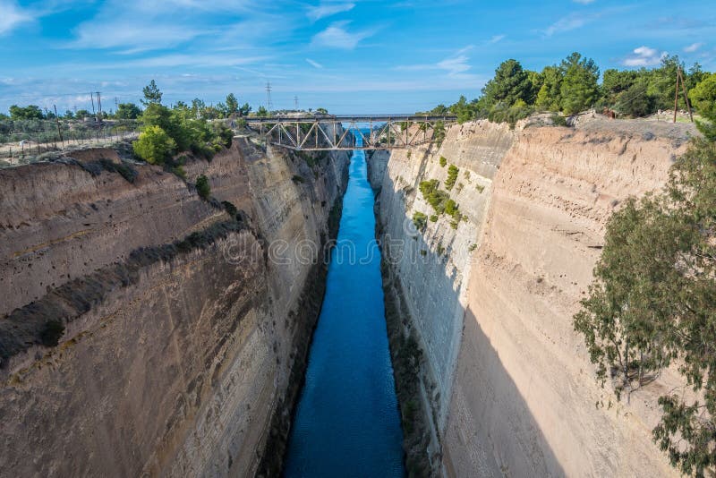 L'istmo Del Canale Di Corinto Di Corinto in Grecia Fotografia Stock ...