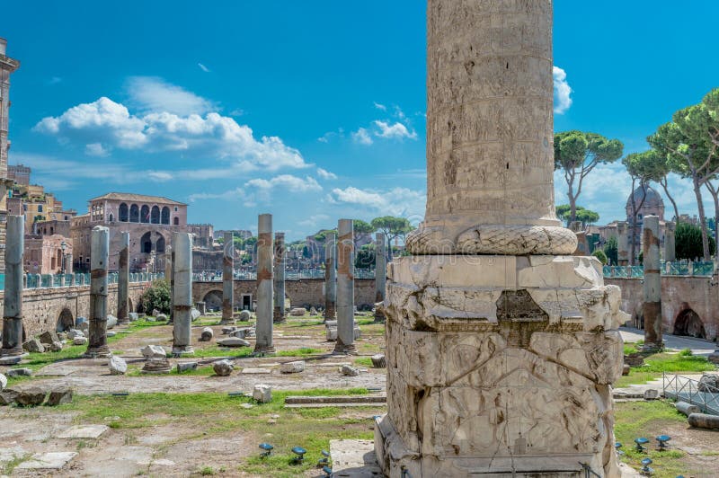 L'Italia, Roma, rovine fotografia stock. Immagine di città - 60647840