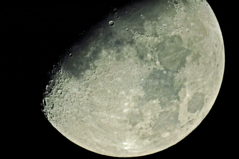 L.a. Moon on November 10, 2005 Stock Image - Image of shot, skies: 332985
