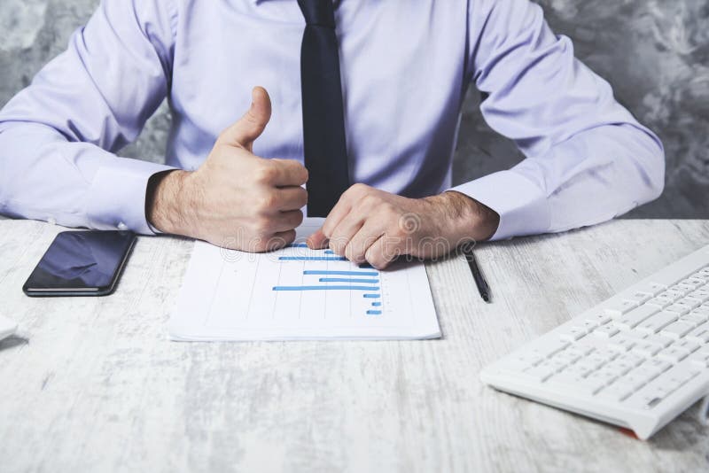 Symbole OK De La Main De L'homme Image stock - Image du jeune, homme ...