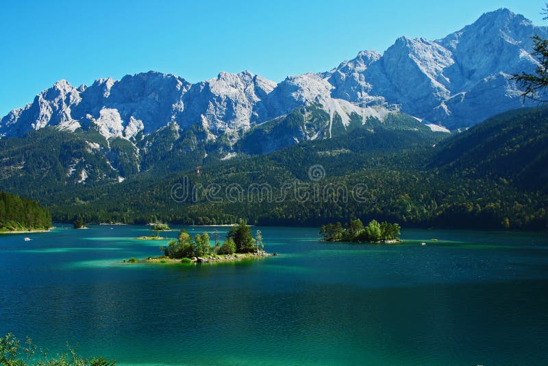 Lago Di Estate, Baviera Germania, Garmisch Partenkirchen Eibsee ...