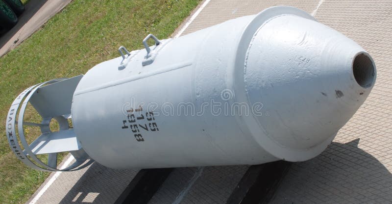 La bomba grande imagen de archivo. Imagen de ataque, guerra - 10302931