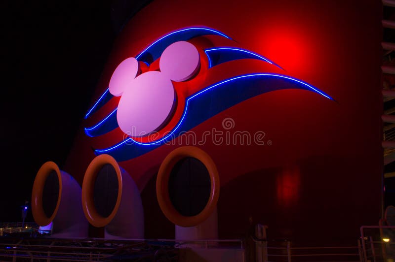 La Chimenea De La Magia De Disney Foto editorial - Imagen de disney ...