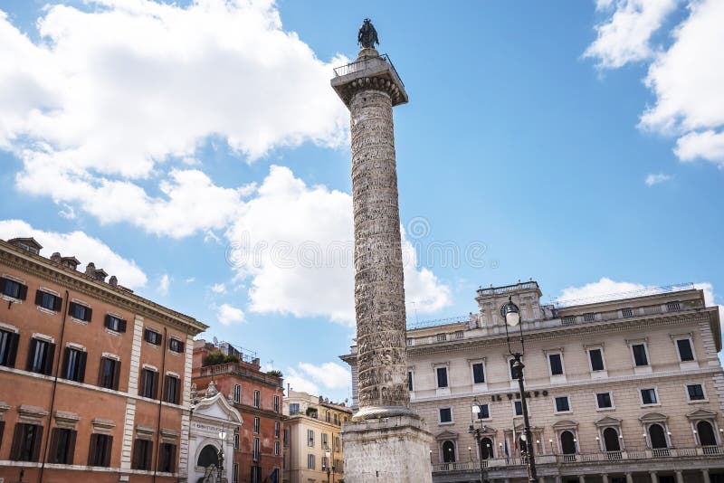 La Columna Triunfal De Marcus Aurelius En Roma Italia Imagen editorial ...