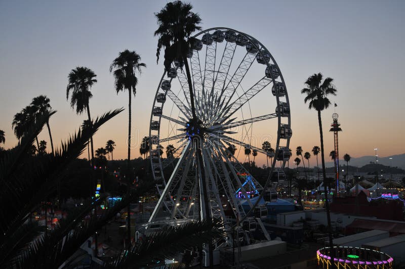 La Contea Di Los Angeles Ferris Wheels Giusto a Simset Immagine Stock ...