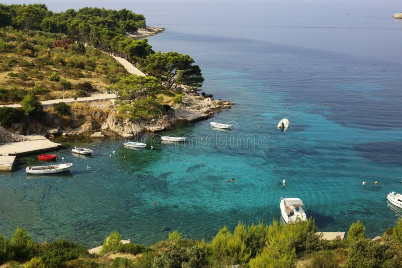 La Costa Di Mare Della Dalmazia, Croazia Fotografia Stock - Immagine di ...