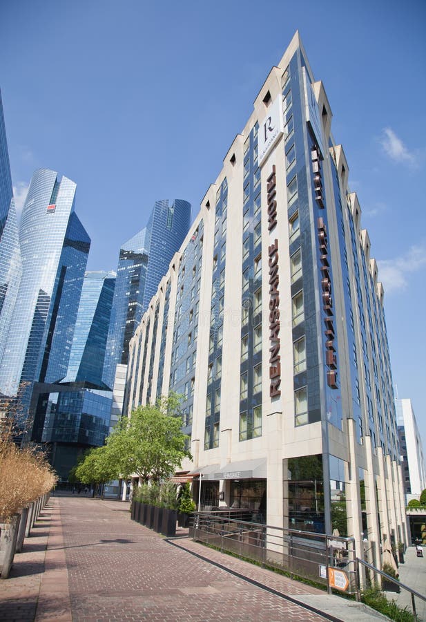 La Defense, Paris editorial photo. Image of business - 45101781