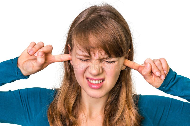 La Donna Chiude Le Orecchie Con Le Dita Per Proteggere Da Rumore Forte ...