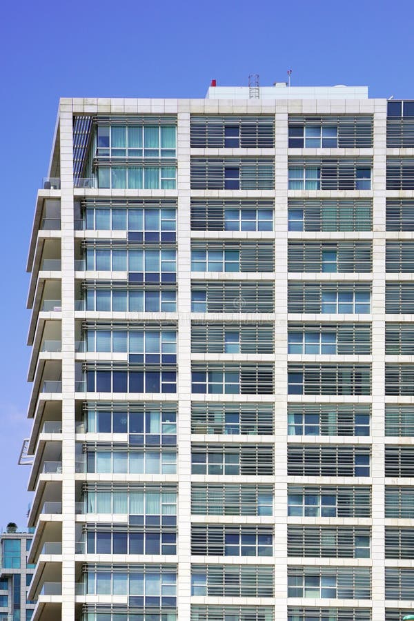 La Fachada De Un Edificio Residencial Textura Imagen de archivo ...