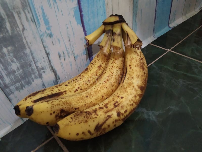 La fruta bananera foto de archivo. Imagen de fruta, alimento - 209368978