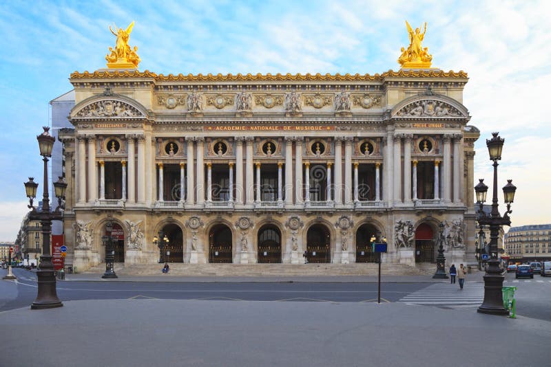 La Grand Opéra, Parigi immagine stock. Immagine di accademia - 16582489