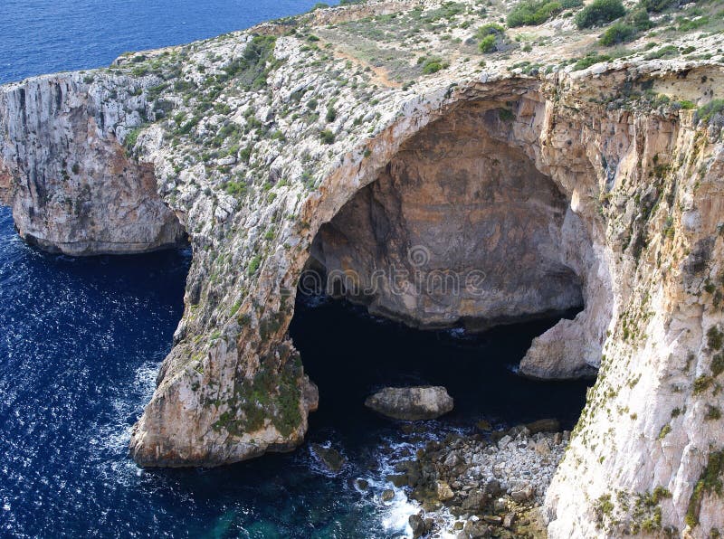 La Grotta Blu in Isola Di Malta Immagine Stock - Immagine di malta ...