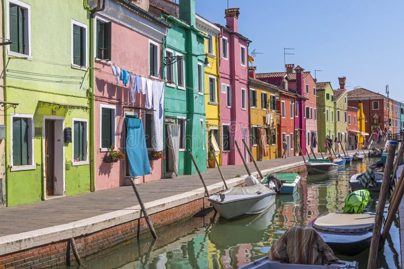 La Isla De Burano En Italia Imagen editorial - Imagen de italia ...