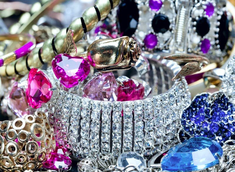 La Joyería De Las Mujeres De Moda Foto de archivo - Imagen de lujo ...