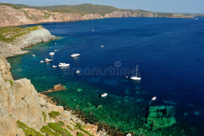 La Mer De La Sardaigne, Italie - Carloforte Photo stock - Image du ...