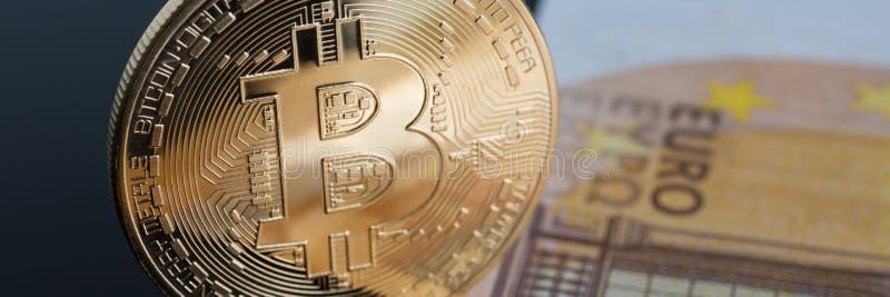 La Moneta Del Bitcoin Cripto Di Valuta Fotografia Stock - Immagine di ...