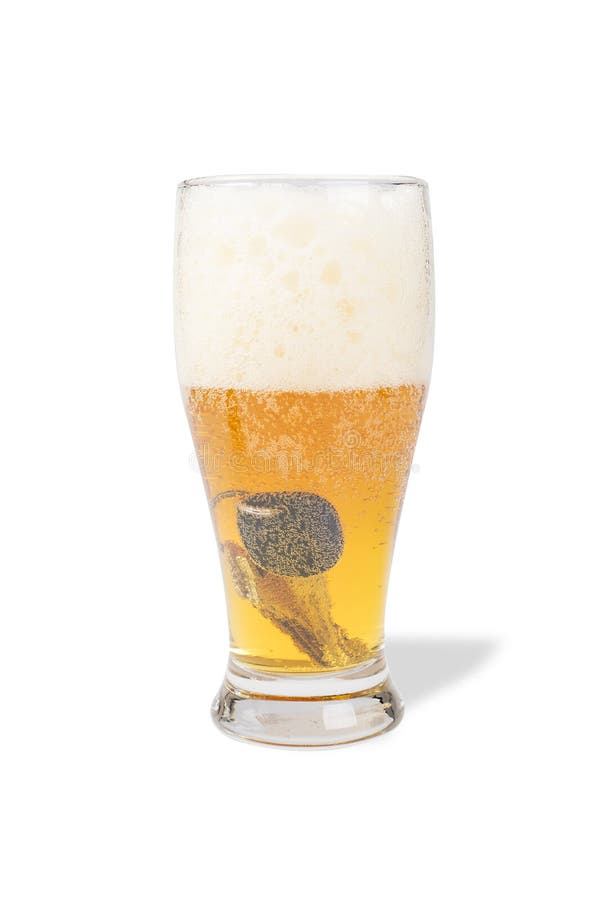 La Pinta Della Birra Con L'automobile La Digita Fotografia Stock ...