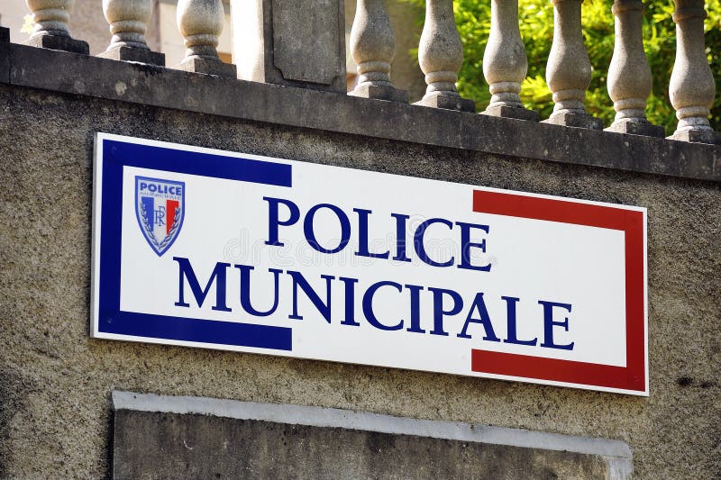 La police locale photo éditorial. Image of maire, rouge - 43085281