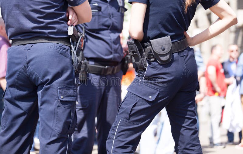 La police patrouille image stock éditorial. Image du garantie - 116108824