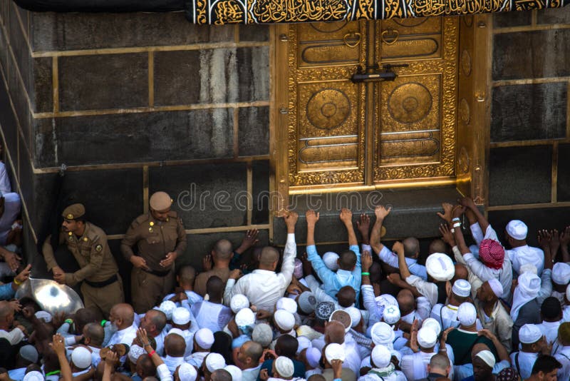 La Puerta Del Kaaba Multazam. Santa Kaaba. Foto editorial - Imagen de ...