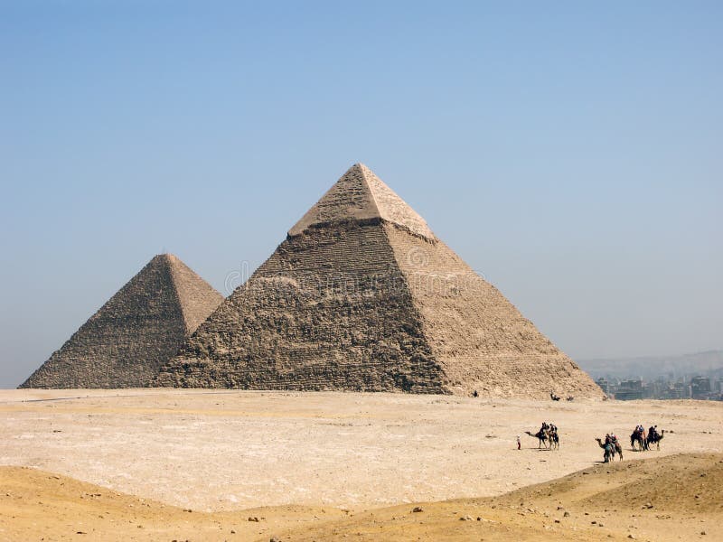 La Pyramide De Khephren (Khafre) Image stock - Image du pierres, visite ...