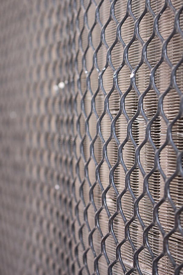 La Reja Negra Delante De La Antera Una Imagen de archivo - Imagen de ...