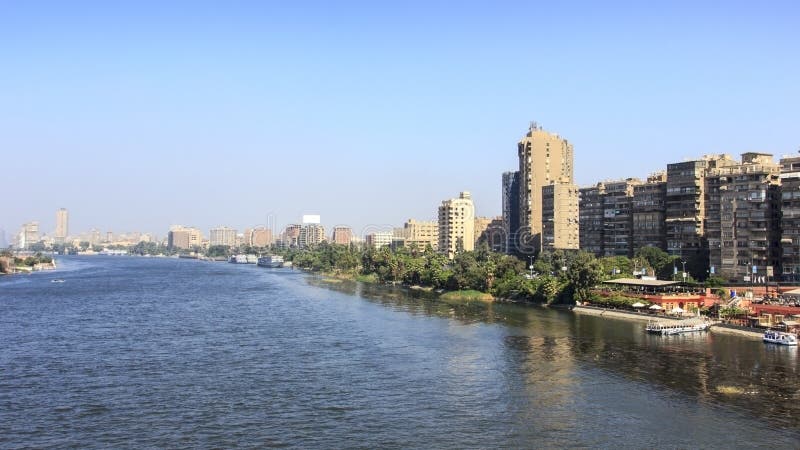 Coucher Du Soleil Le Nil Egypte Photo stock - Image du soleil, egypte ...