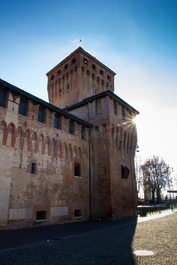 La Rocca Di Cento Castle,Italy Stock Image - Image of ancient, summer ...
