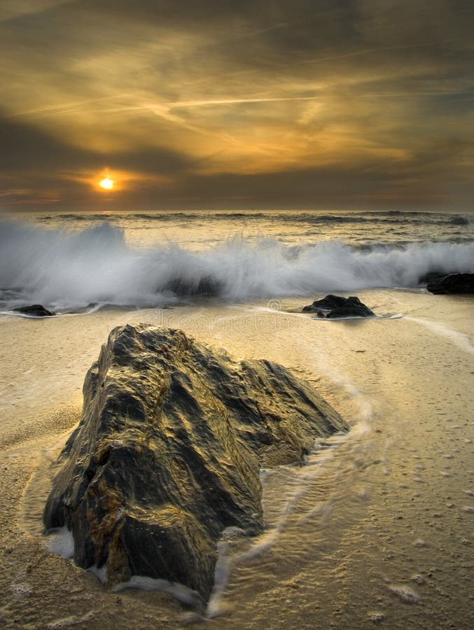 La roccia fotografia stock. Immagine di alba, caldo, sforzo - 7285760