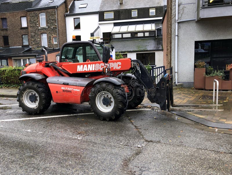 Red Manitou MLT627 Telescopic Handler. Editorial Stock Image - Image of ...