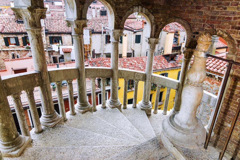 La Scala Contarini Del Bovolo a Venezia Fotografia Stock - Immagine di ...