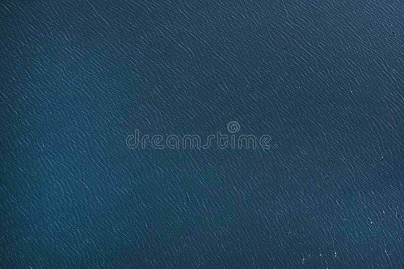 La Surface De La Mer Bleue Sur Le Lac. Vue De L'avion Photo stock ...