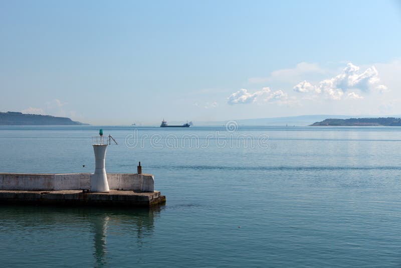 La Travesía Con El Estrecho De Los Dardanelos Foto de archivo - Imagen ...