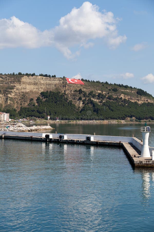 La Travesía Con El Estrecho De Los Dardanelos Foto de archivo - Imagen ...