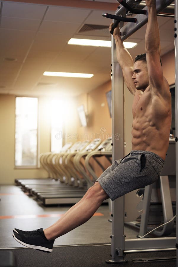 La vie de forme physique image stock. Image du résistance - 85187603